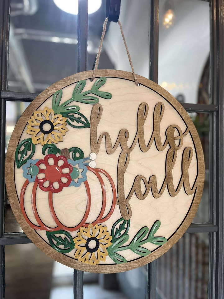 Hello Fall Door Hanger – Pulp and Pine DIY Studio
